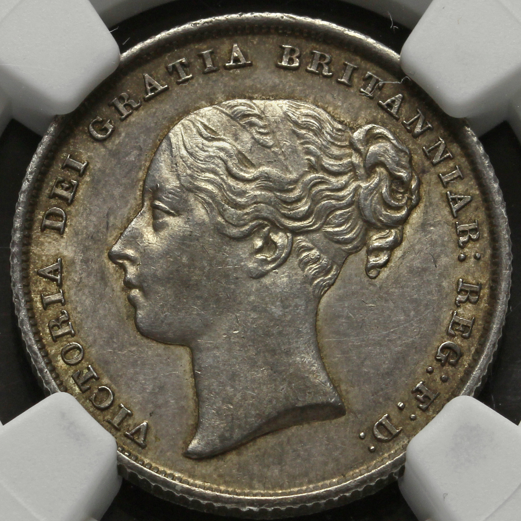 1839 Queen Victoria Young Head Silver Shilling, MS 62
